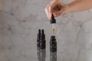 THCA vs THC: The Complete Consumer Guide | NuggMD