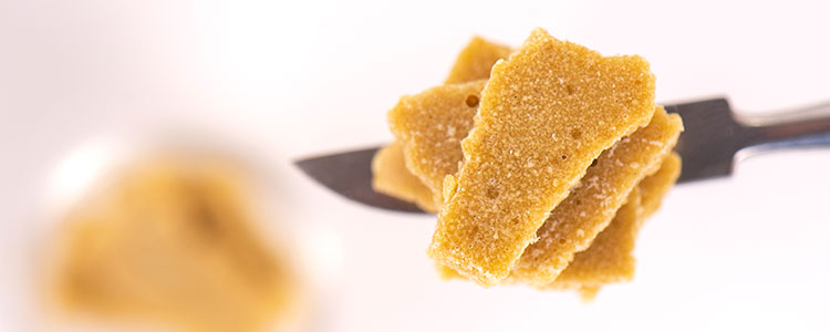 How to Use Cannabis Wax: 5 Easy Ways for Any Consumer | NuggMD